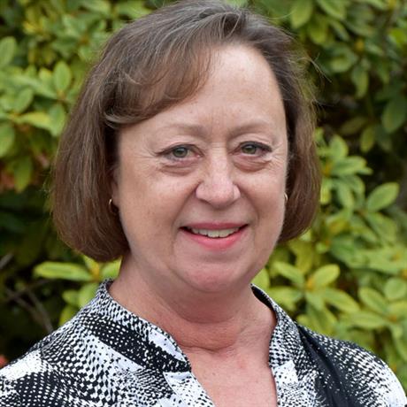 Janet Meister's Instagram, Twitter & Facebook on IDCrawl